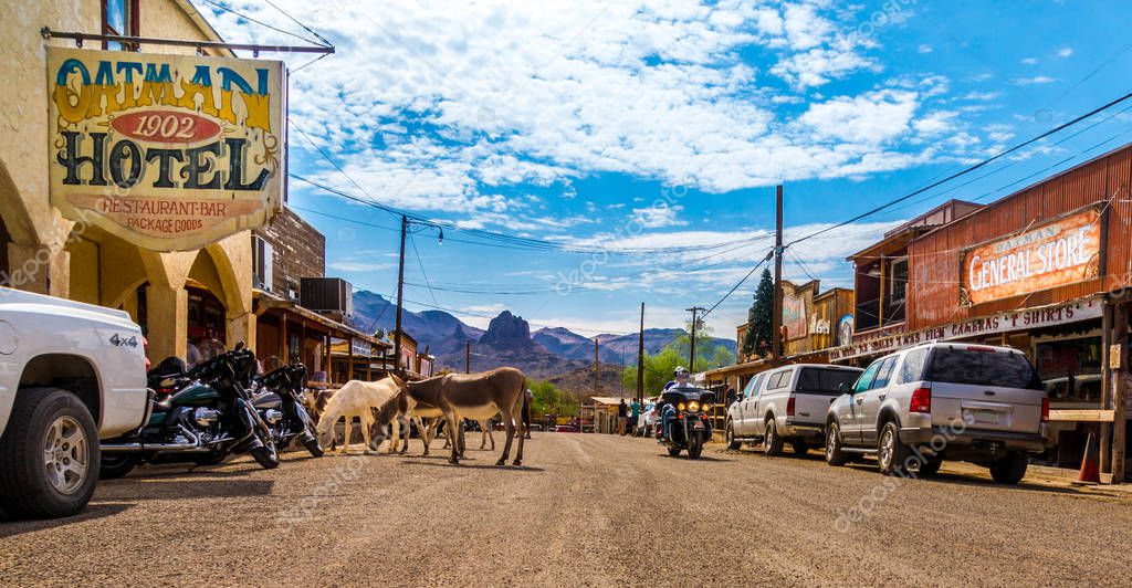 Panoramic view of Oatman - a historic ghost town in Arizona, USA (en ...