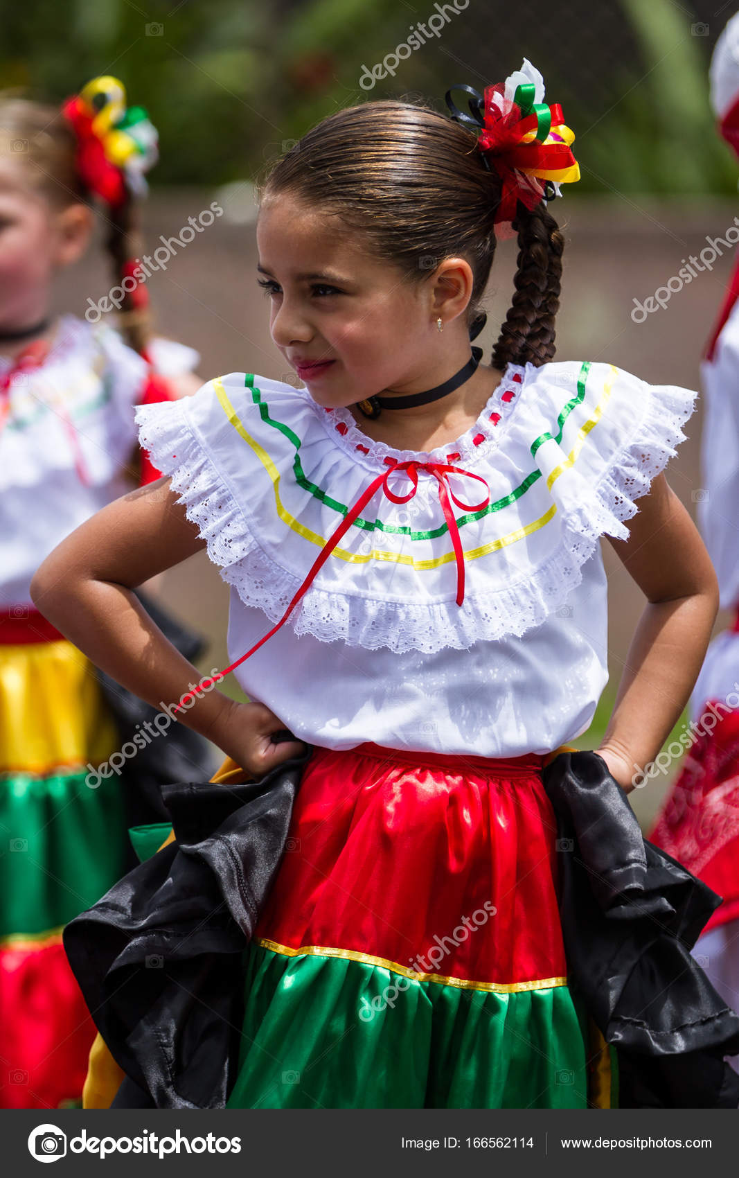 Costa Rican Clothing Style