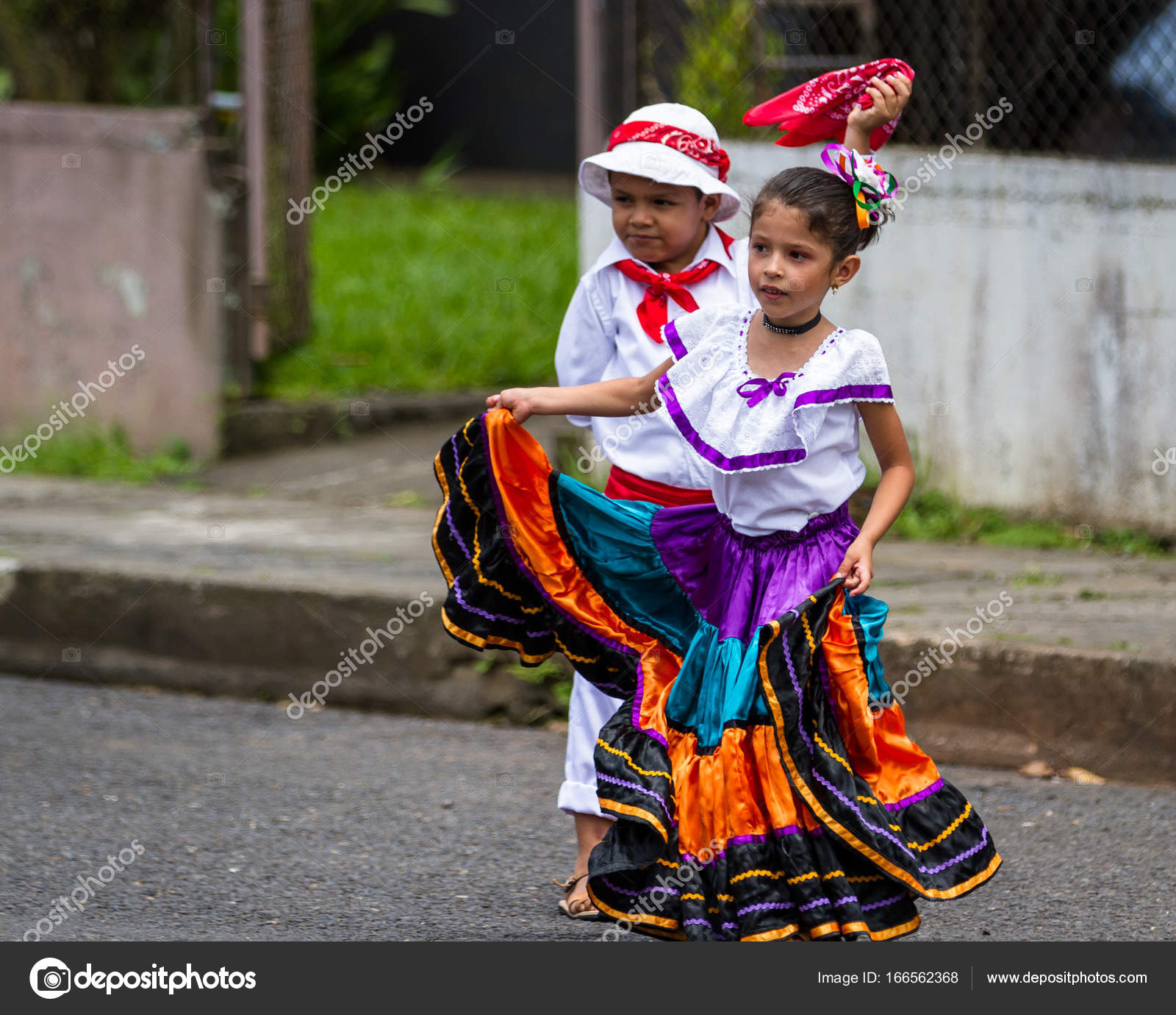 Independence day Parade, Costa Rica – Stock Editorial Photo © wollertz ...