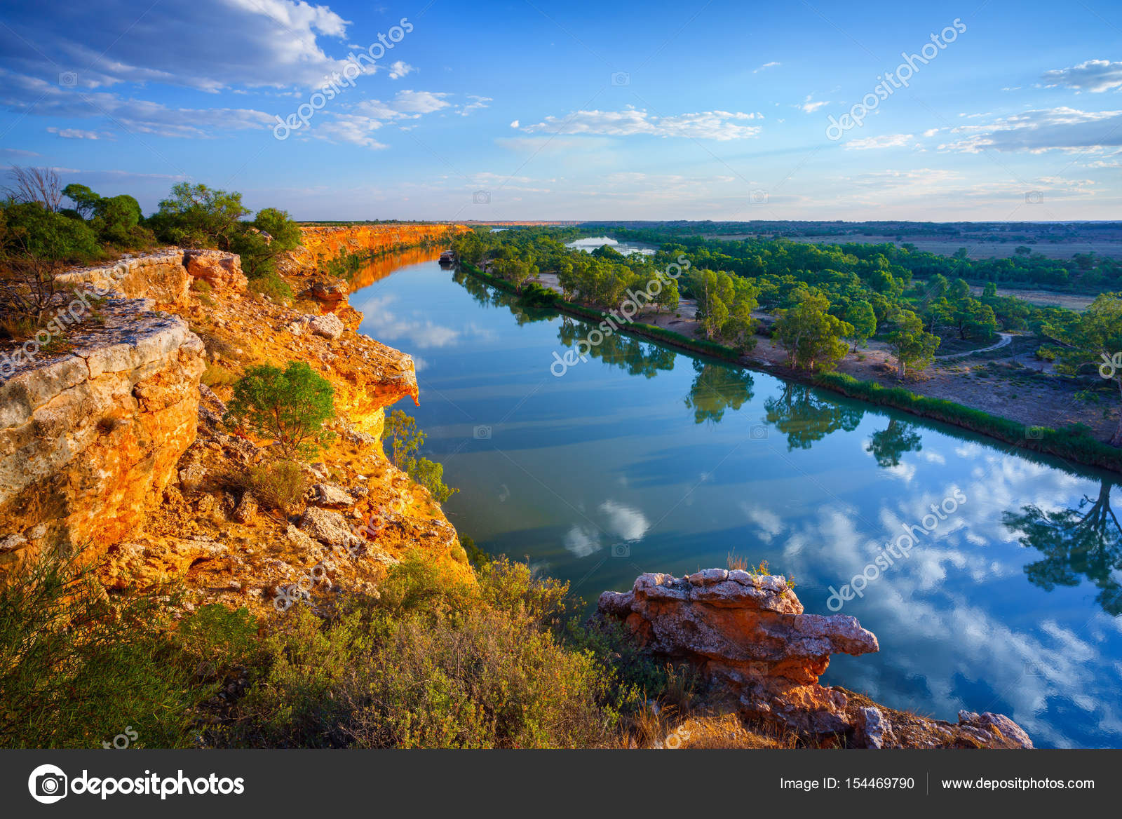 Murray River view Stock Photo by ©kwest 154469790
