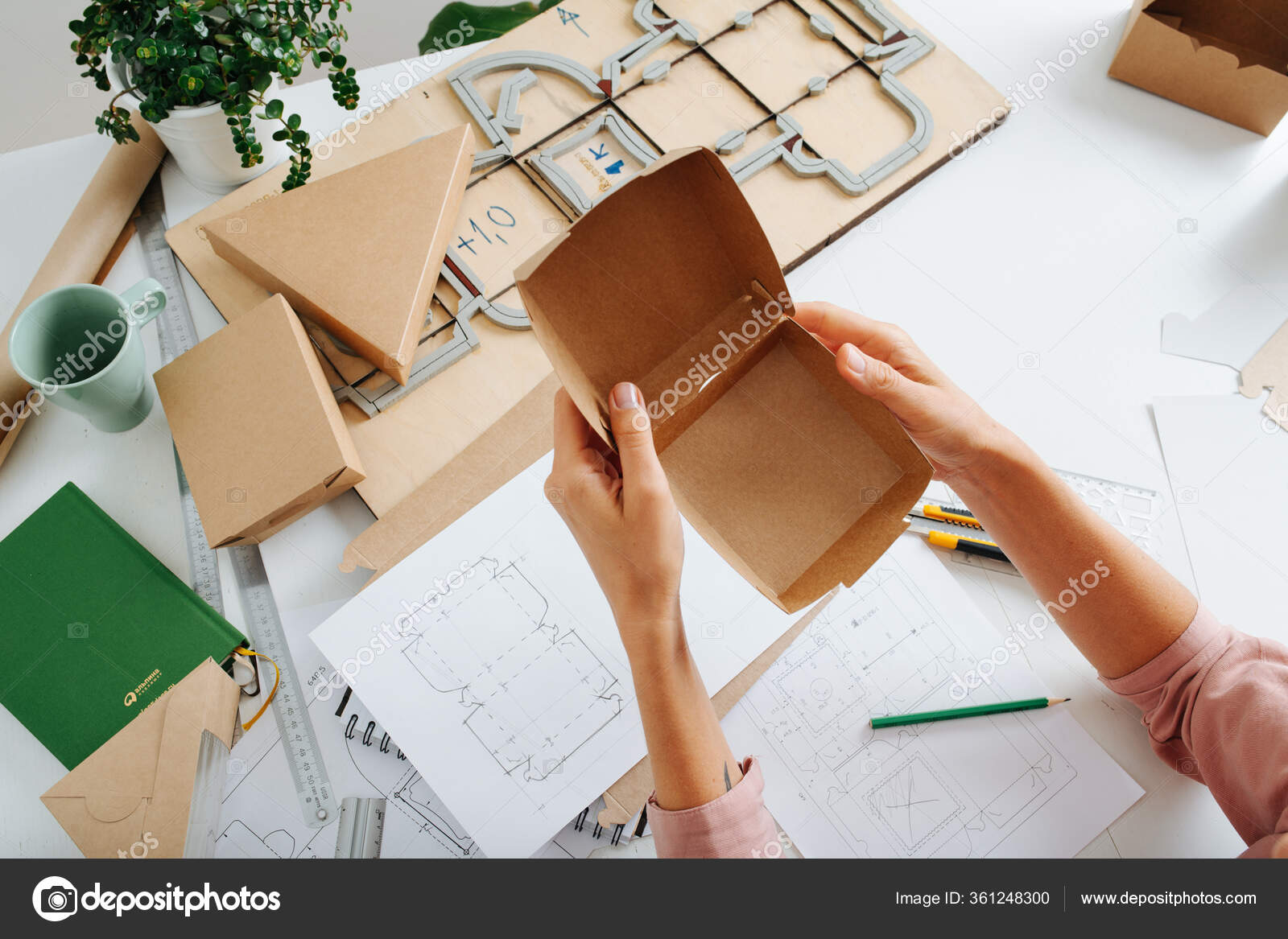 Female Box Maker Working Table Private Workshop Folding Shaping Box ...