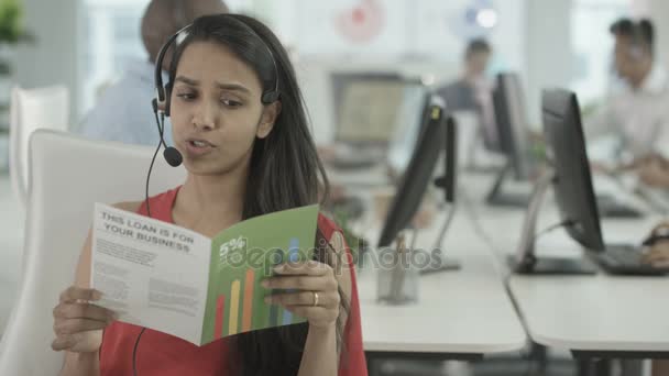 7,501 vídeos de Cliente amigable, metraje de Cliente amigable sin ...