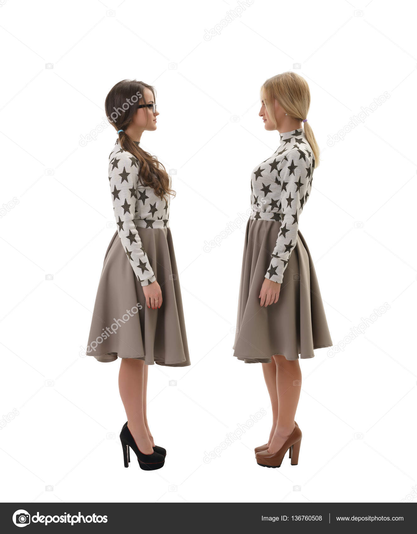 Two women wearing same clothes isolated on white Stock Photo by ©Wisky ...