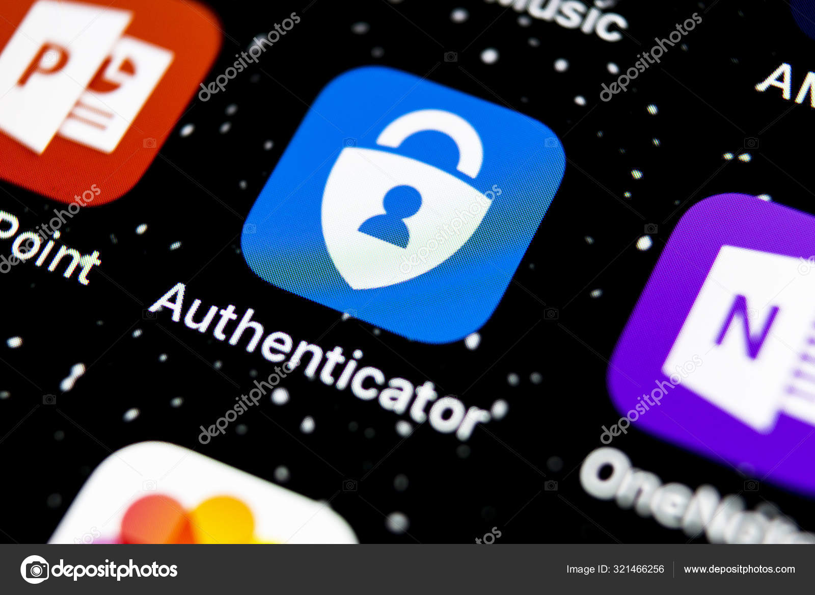 Icono de aplicación de autenticador de Microsoft en el primer plano de ...