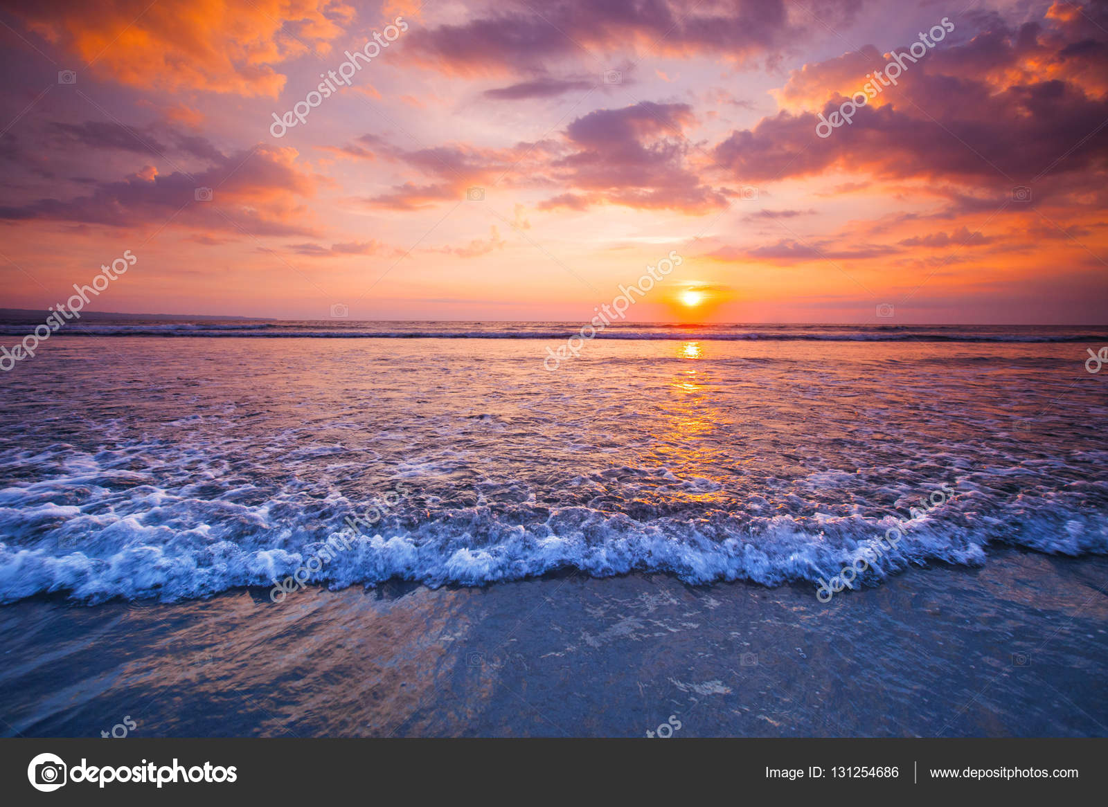 Bellissimo tramonto sul mare - Foto Stock: Foto, Immagini © yellow2j ...