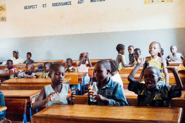 African primary school students – Stock Editorial Photo © lcodacci ...