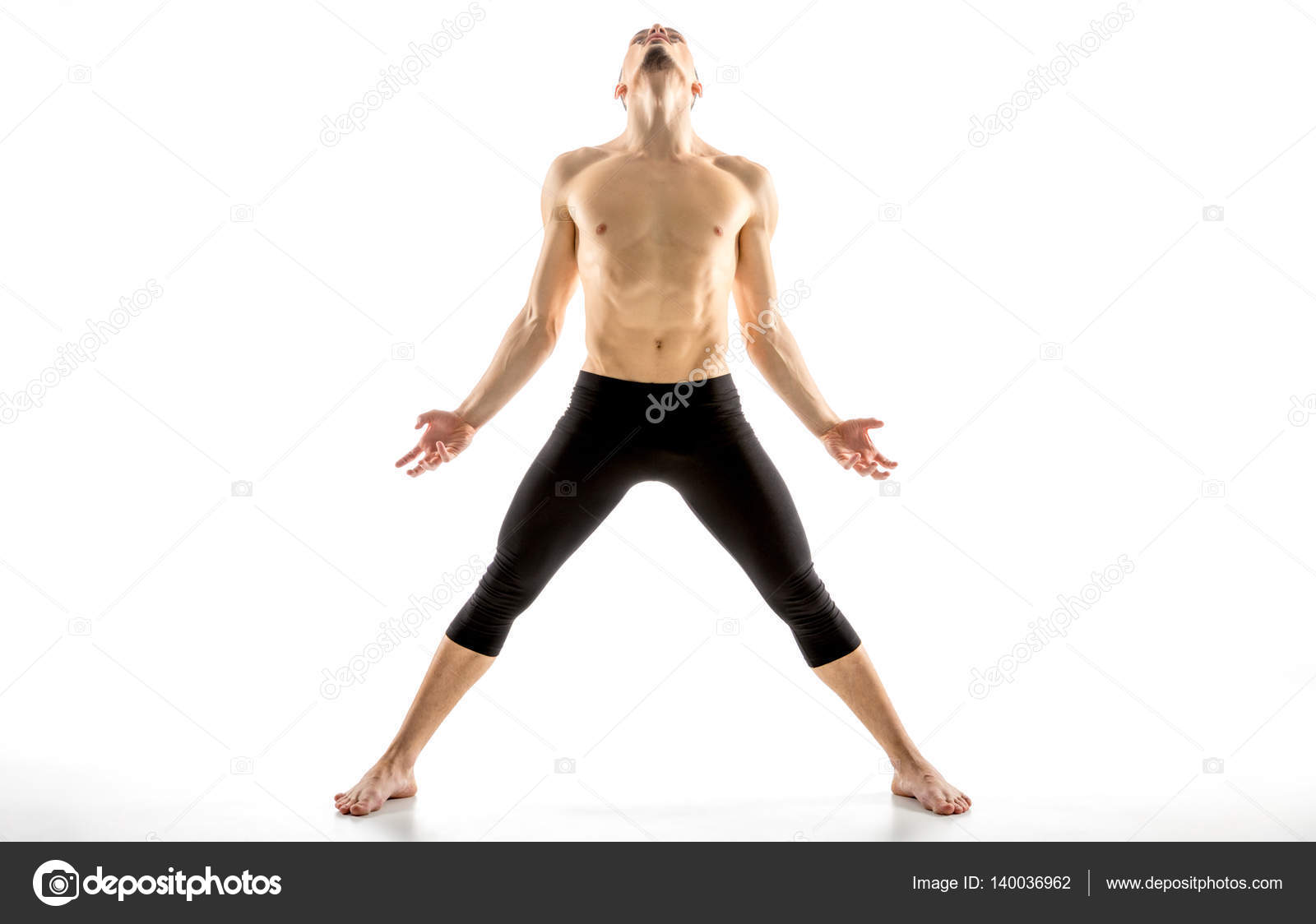 Young man dancing — Stock Photo © OlgaZakrevskaya #140036962