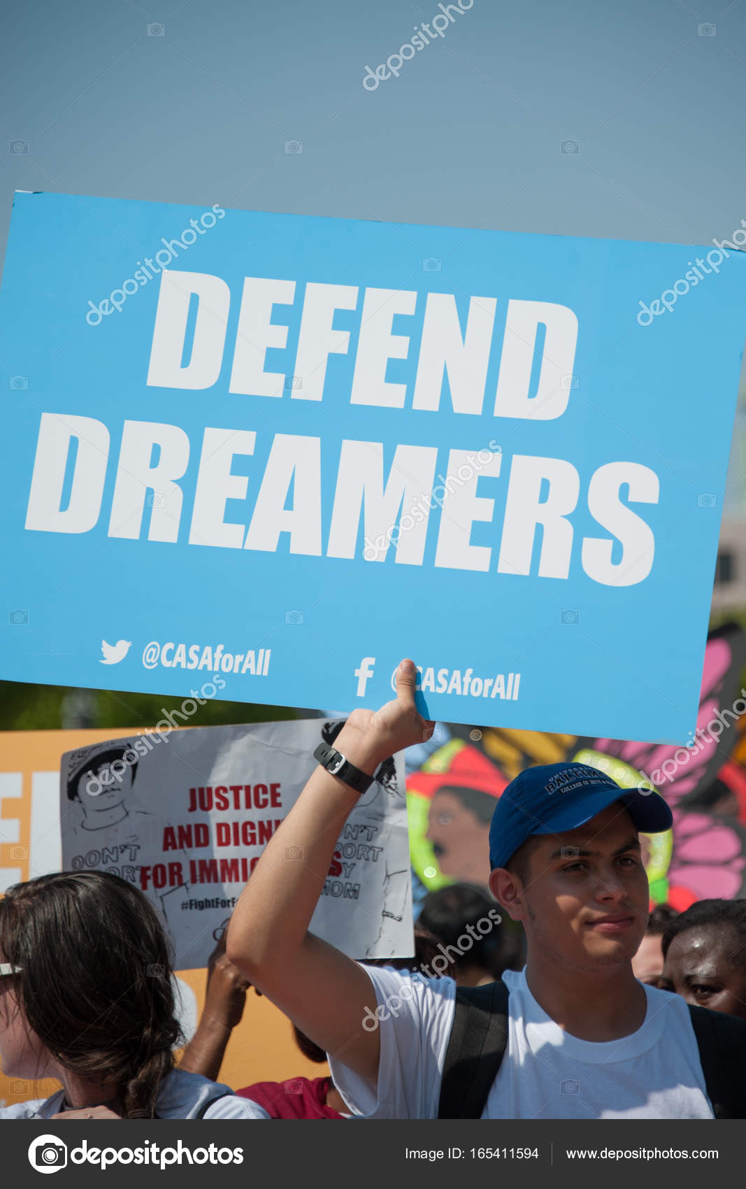 Protesting the end of DACA — Stock Editorial Photo © renaschild #165411594