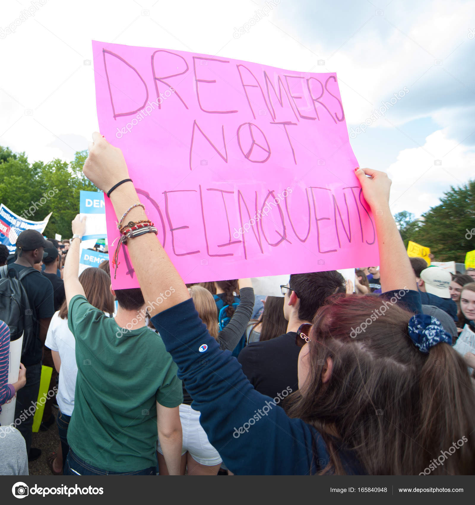 Protesting the end of DACA — Stock Editorial Photo © renaschild #165840948
