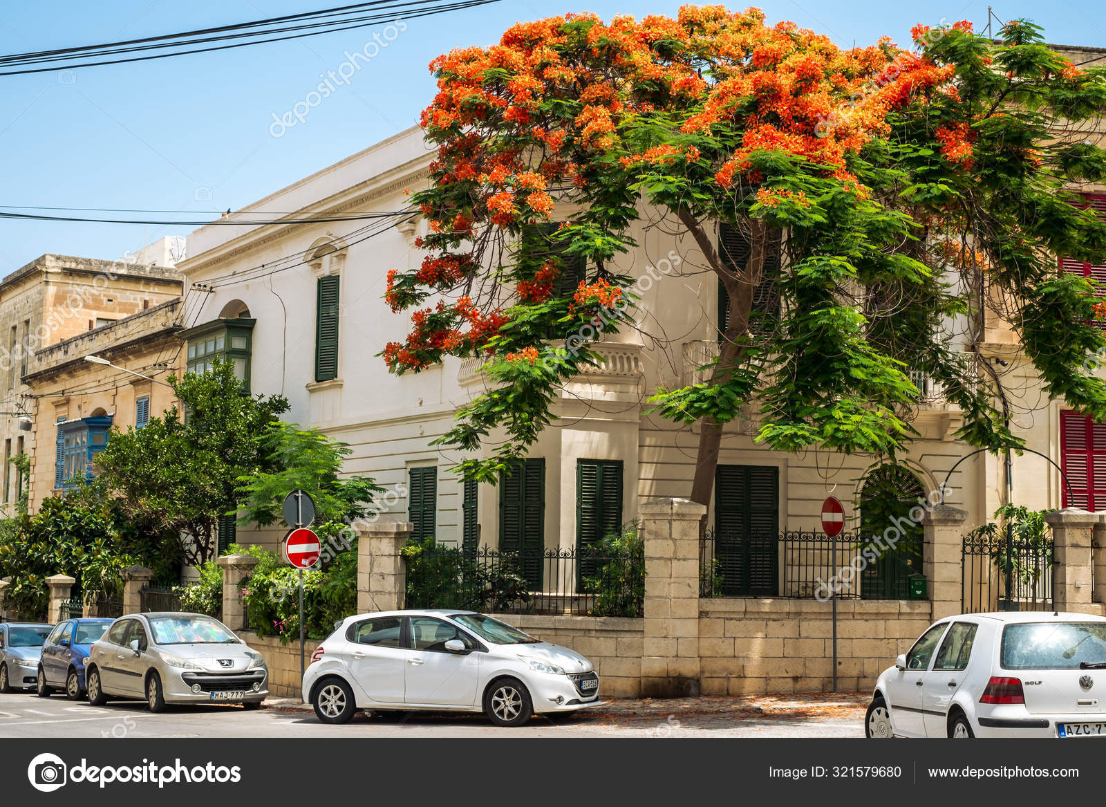 Traditional Maltese architecture – Stock Editorial Photo © Roberto ...