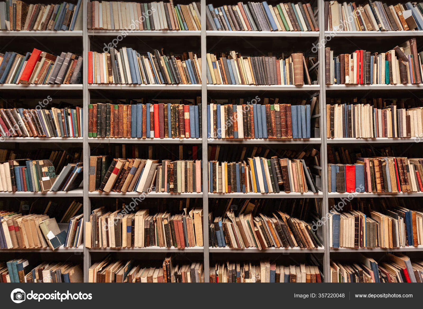 Bookshelf Background Classic