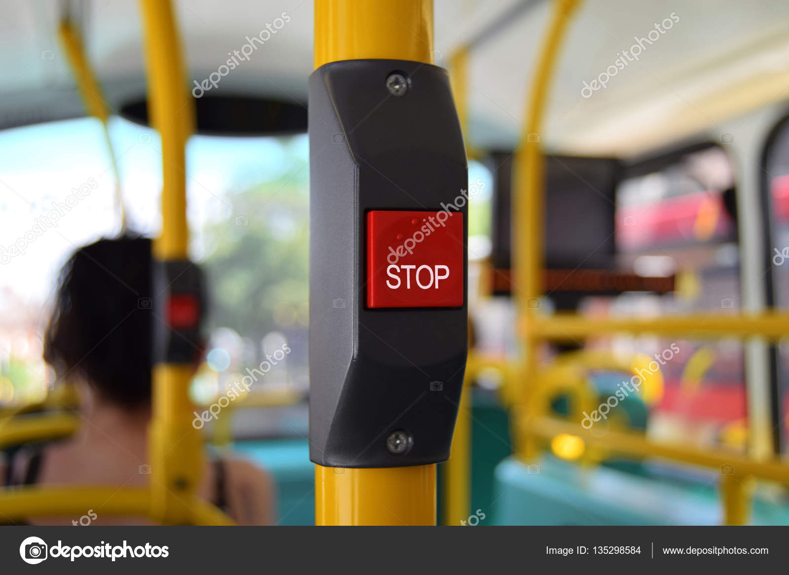 Bus stop-knop voor blind en zieners — Stockfoto © dobdea.zsolt.gmail ...