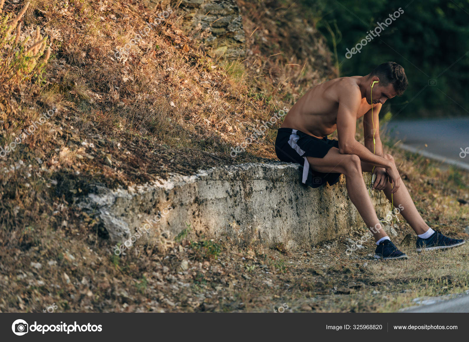 Workout Outdoor Runner Man Running Taking Break Run Beautiful Nature ...