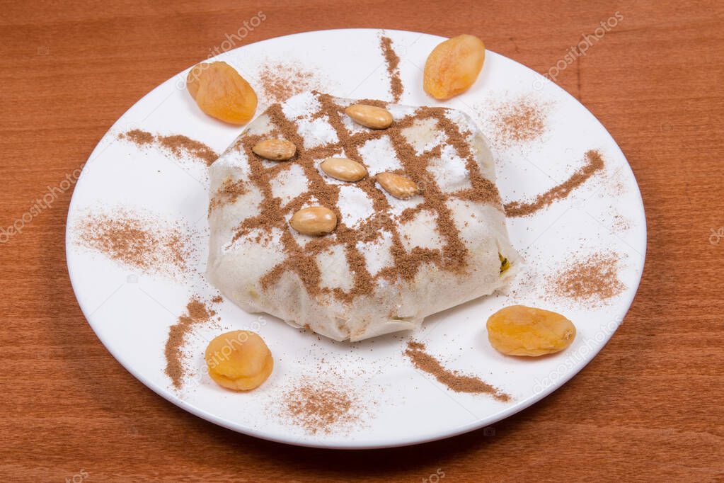 Bastila o 'Pastilla' es un plato marroquí tardío. Pollo Bastila es un ...