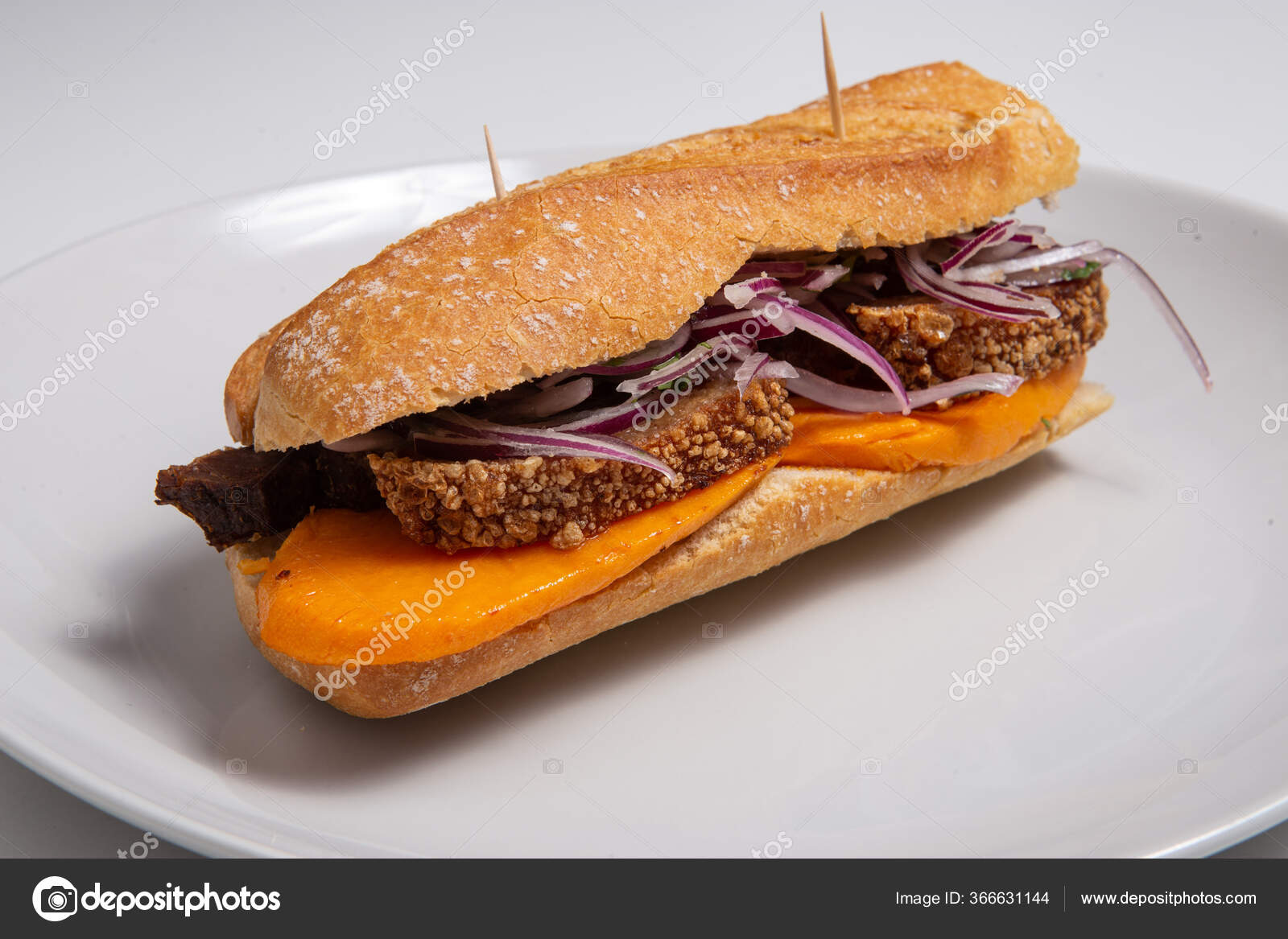 Pan Con Chicharron Peruano