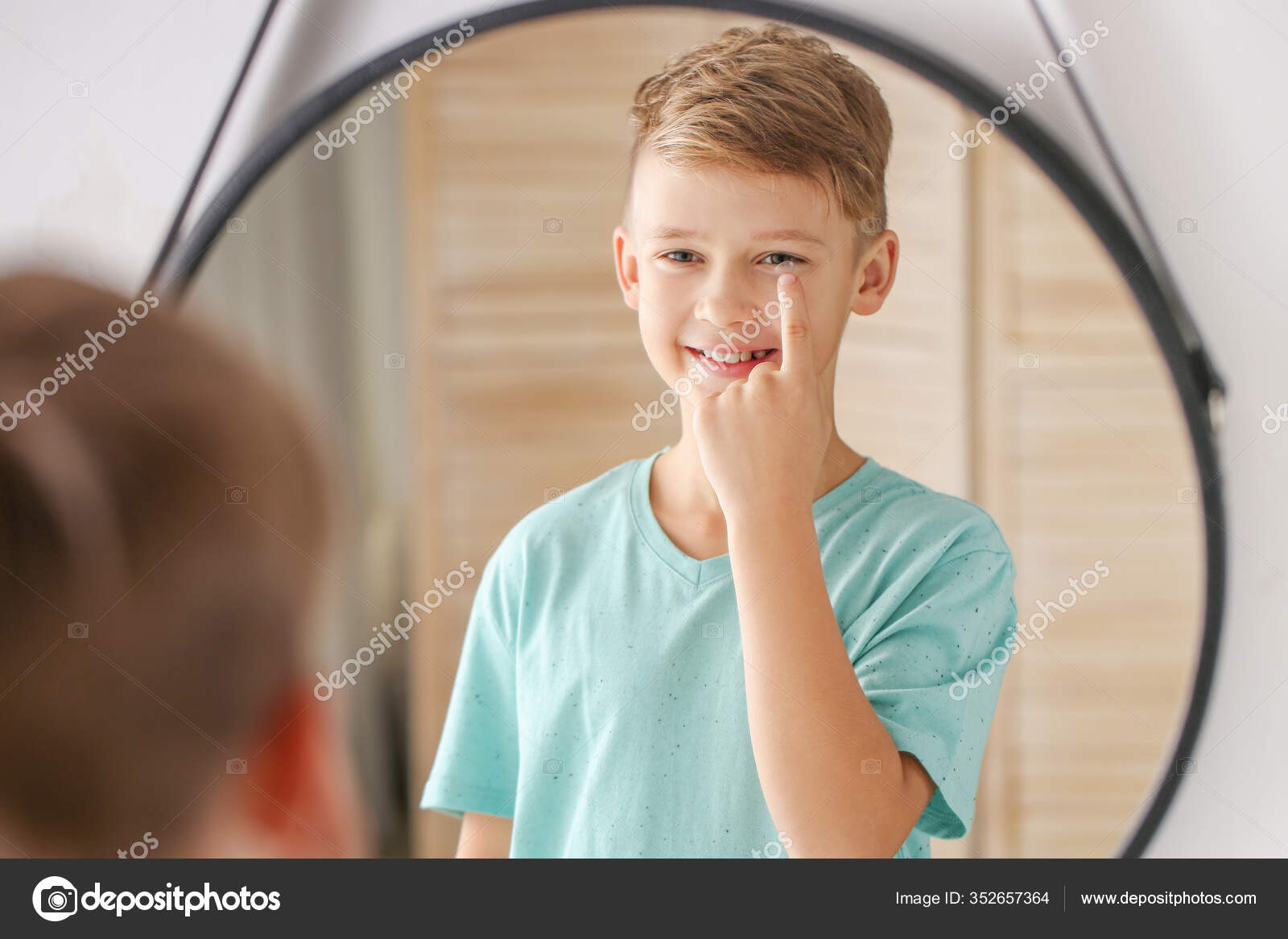 Little Boy Putting Contact Lens Mirror Home Stock Photo by ©serezniy ...