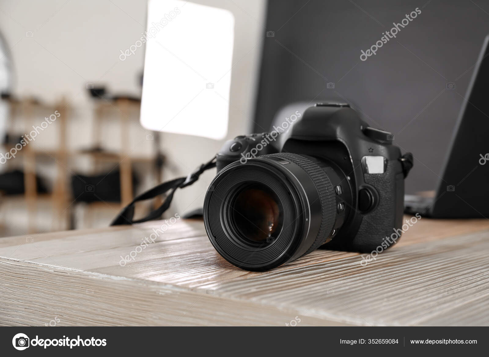 Modern Camera Table Professional Photo Studio — Stock Photo © serezniy ...