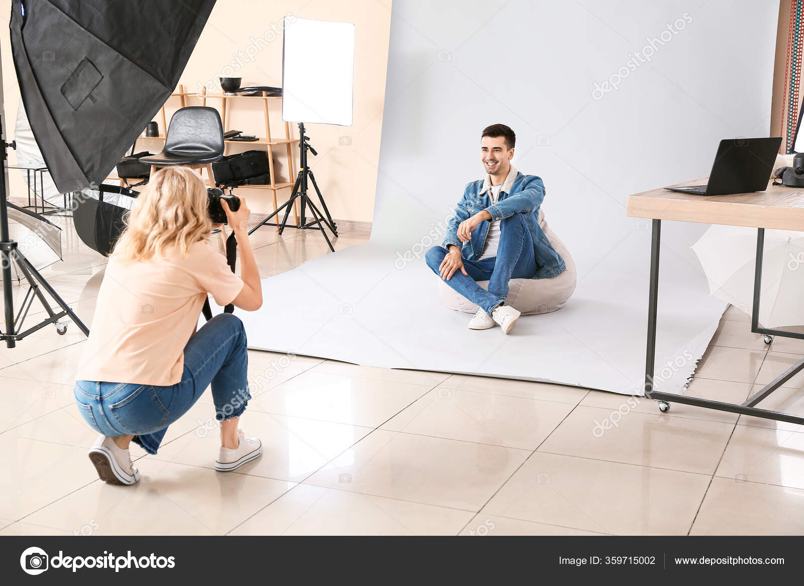 Professional Photographer Working Model Studio Stock Photo by ©serezniy ...