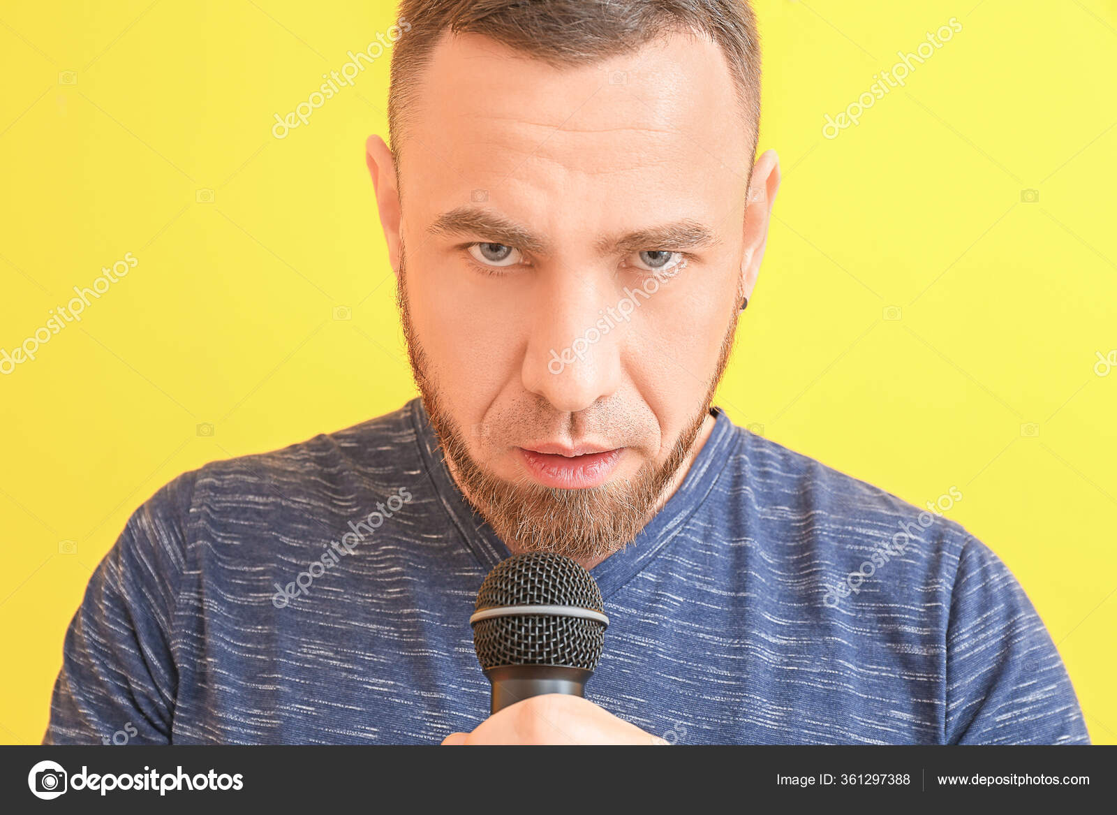 Male Singer Microphone Color Background Stock Photo by ©serezniy 361297388