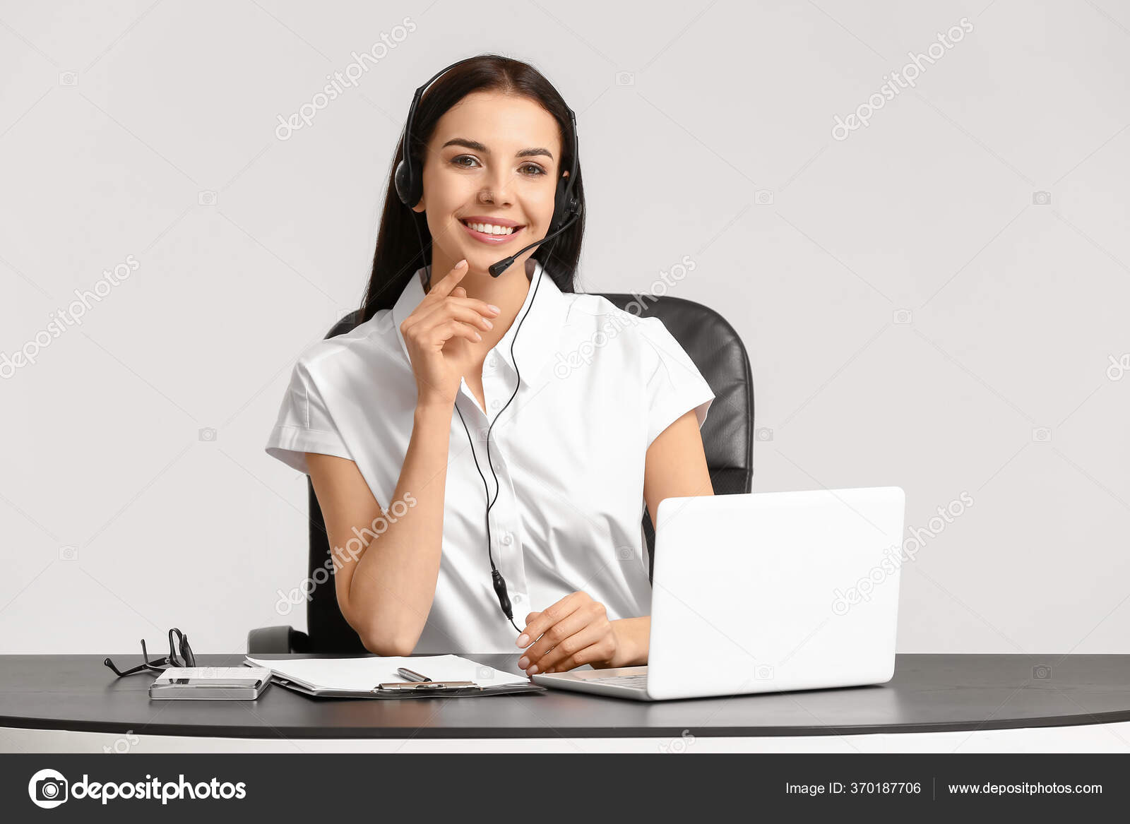 Beautiful Young Secretary Table White Background — Stock Photo ...
