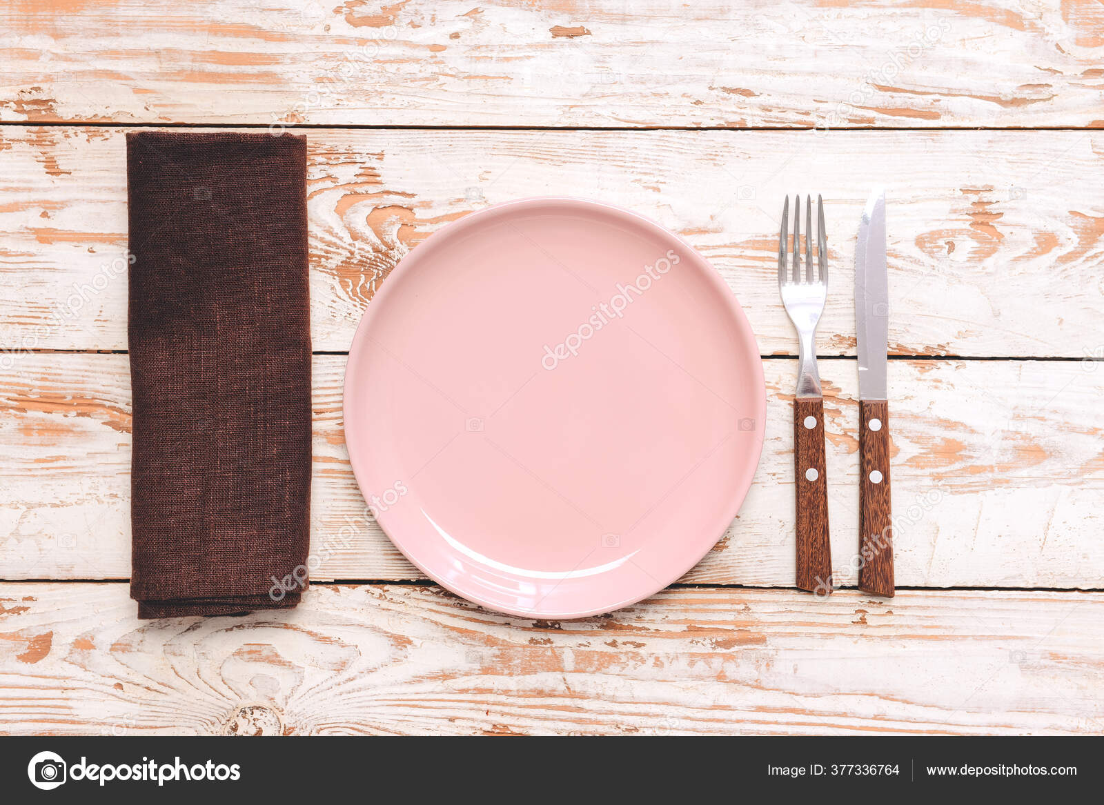 Simple Table Setting Wooden Background Stock Photo by ©serezniy 377336764