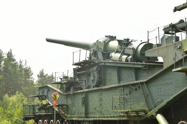 305-mm railway gun TM-3-12. – Stock Editorial Photo © konstsem #148458857