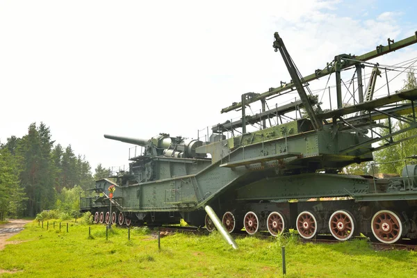 305-mm railway gun TM-3-12. – Stock Editorial Photo © konstsem #148458857