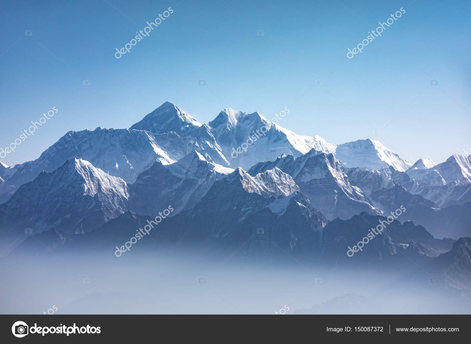 Daylight view of Mount Everest. Stock Photo by ©kertu_ee 150087372