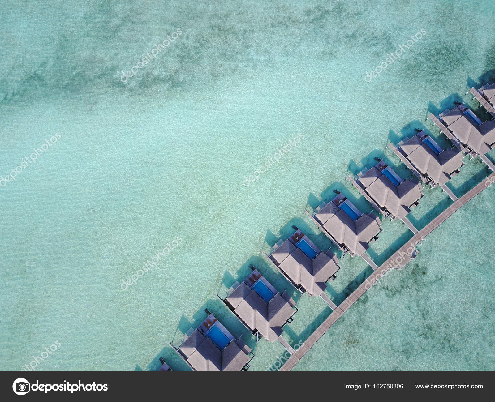 Tropical paradise resort on a sunny day. — Stock Photo © kertu_ee ...