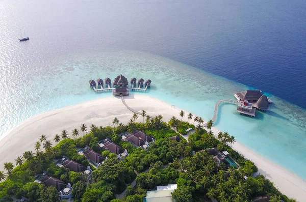 Tropical paradise resort on a sunny day. — Stock Photo © kertu_ee ...