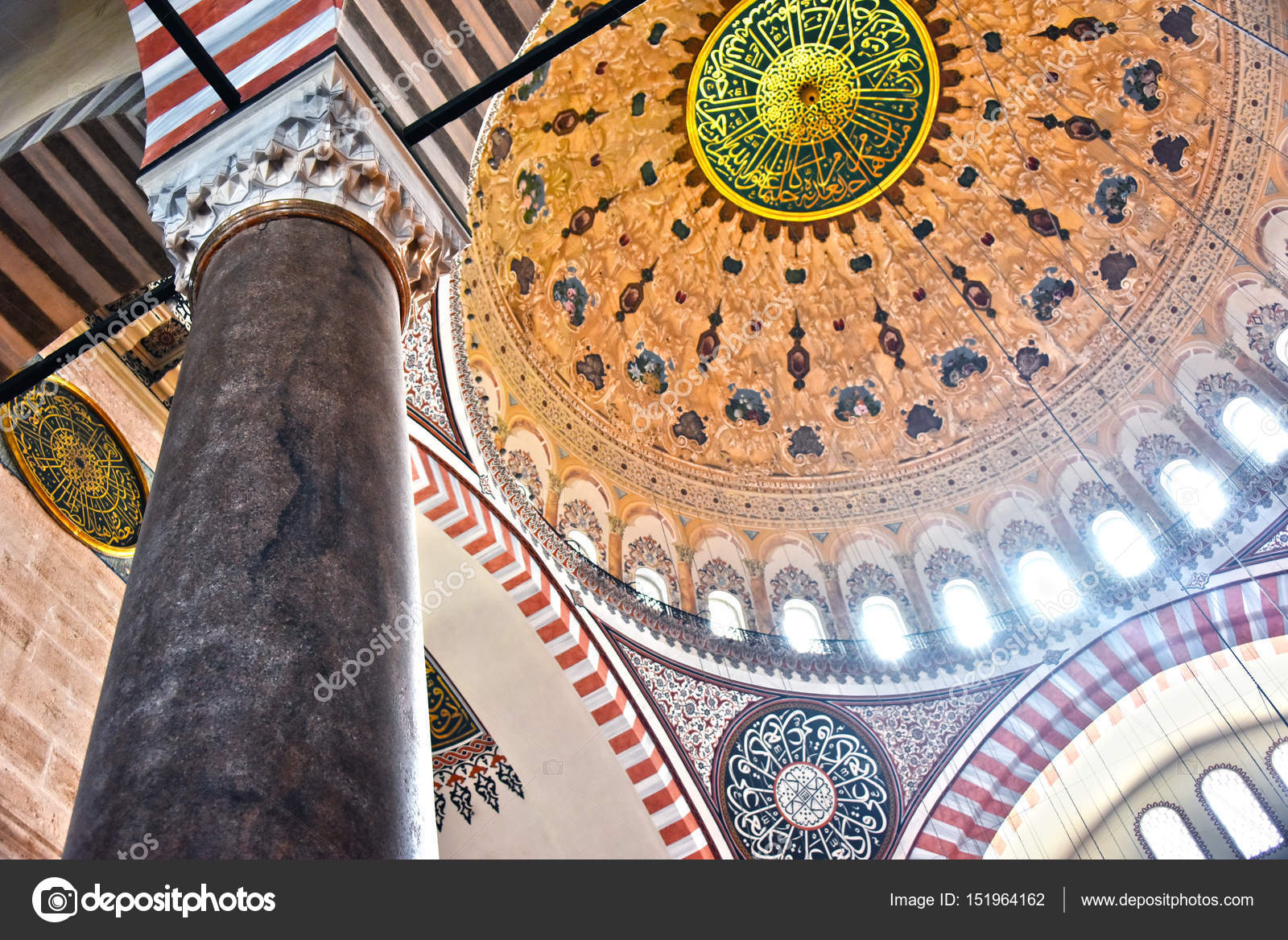 Interior of Suleymaniye Mosque in Istanbul, Turkey – Stock Editorial ...