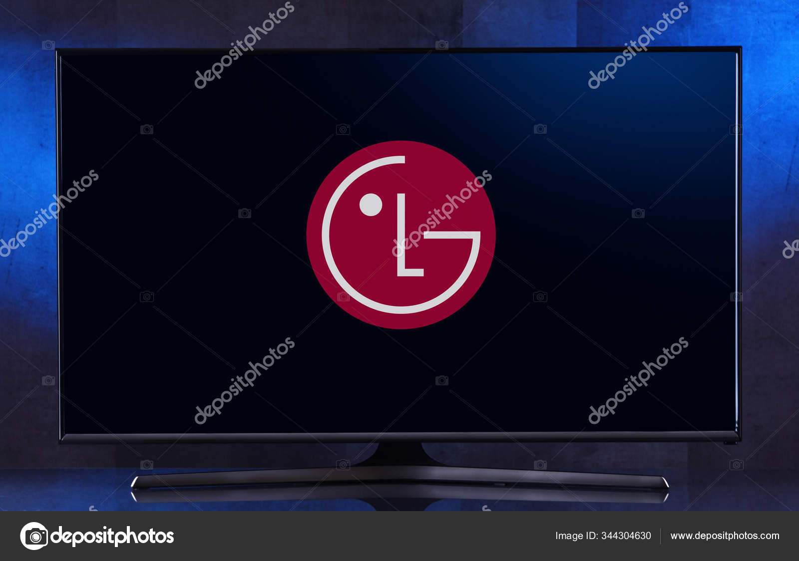 Televisor de pantalla plana que muestra el logotipo de LG — Foto ...