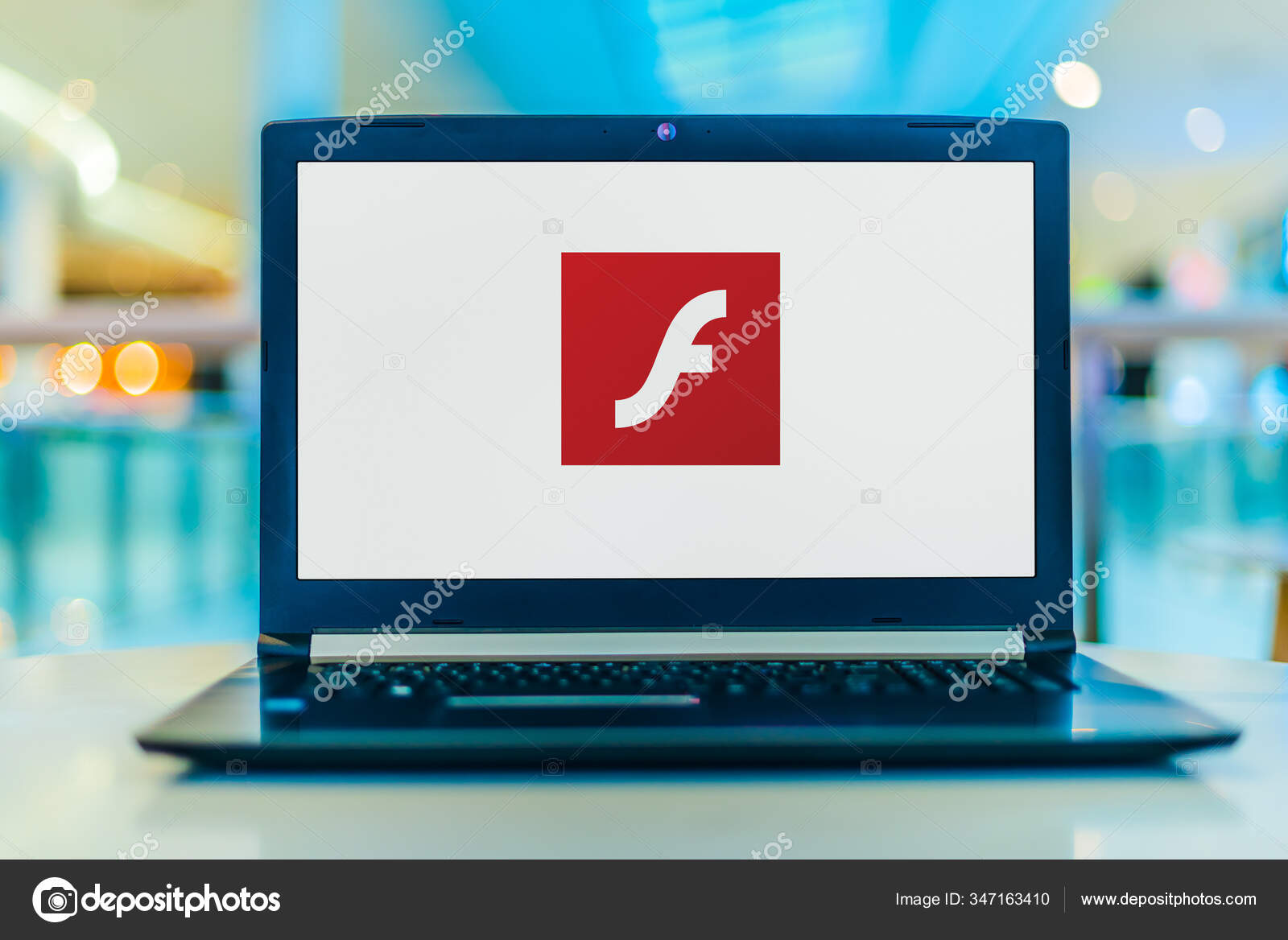 Poznan Pol Feb 2020 Laptop Computer Displaying Logo Adobe Flash — Stock ...
