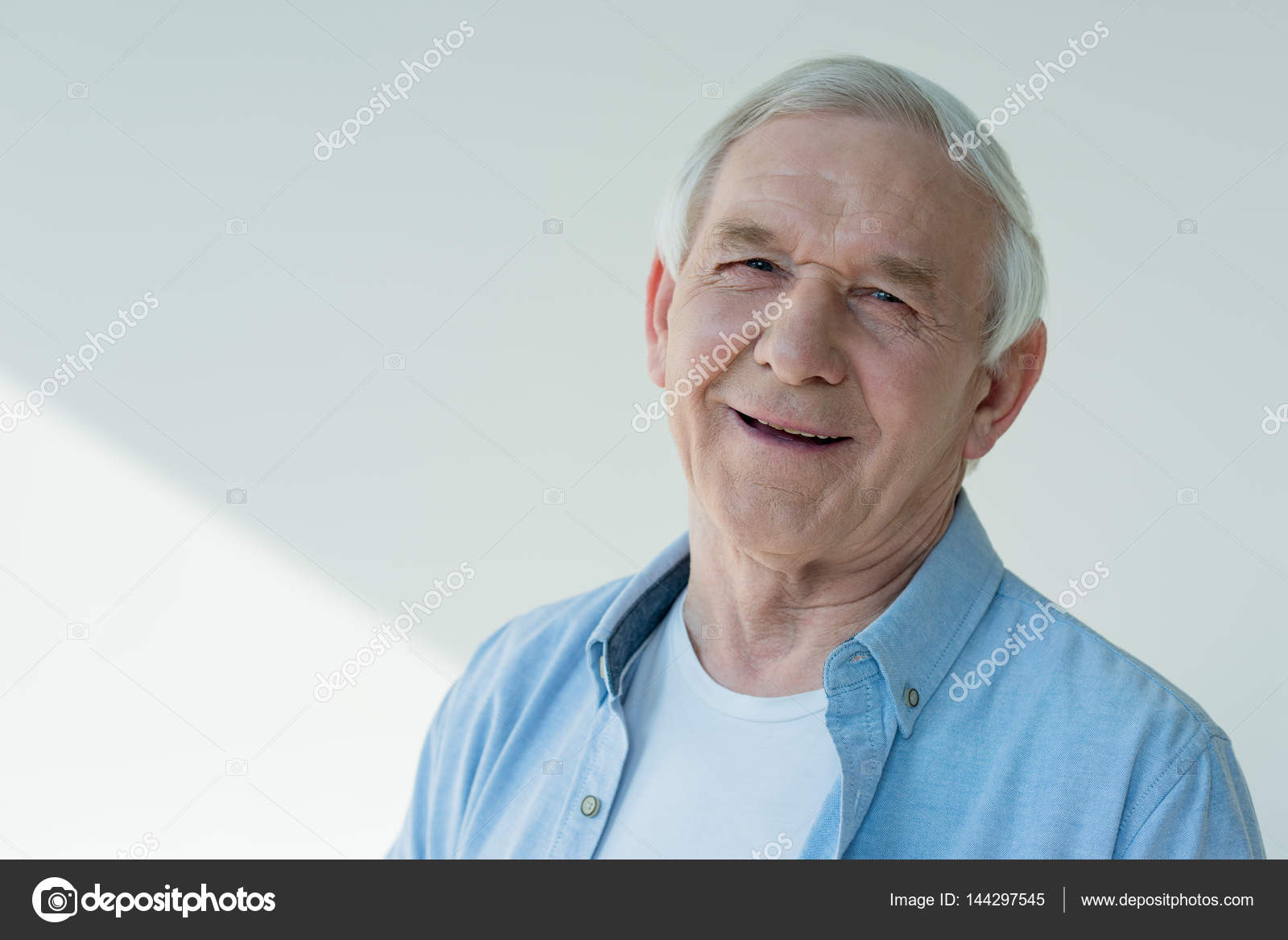 Stylish senior man — Stock Photo © TarasMalyarevich #144297545