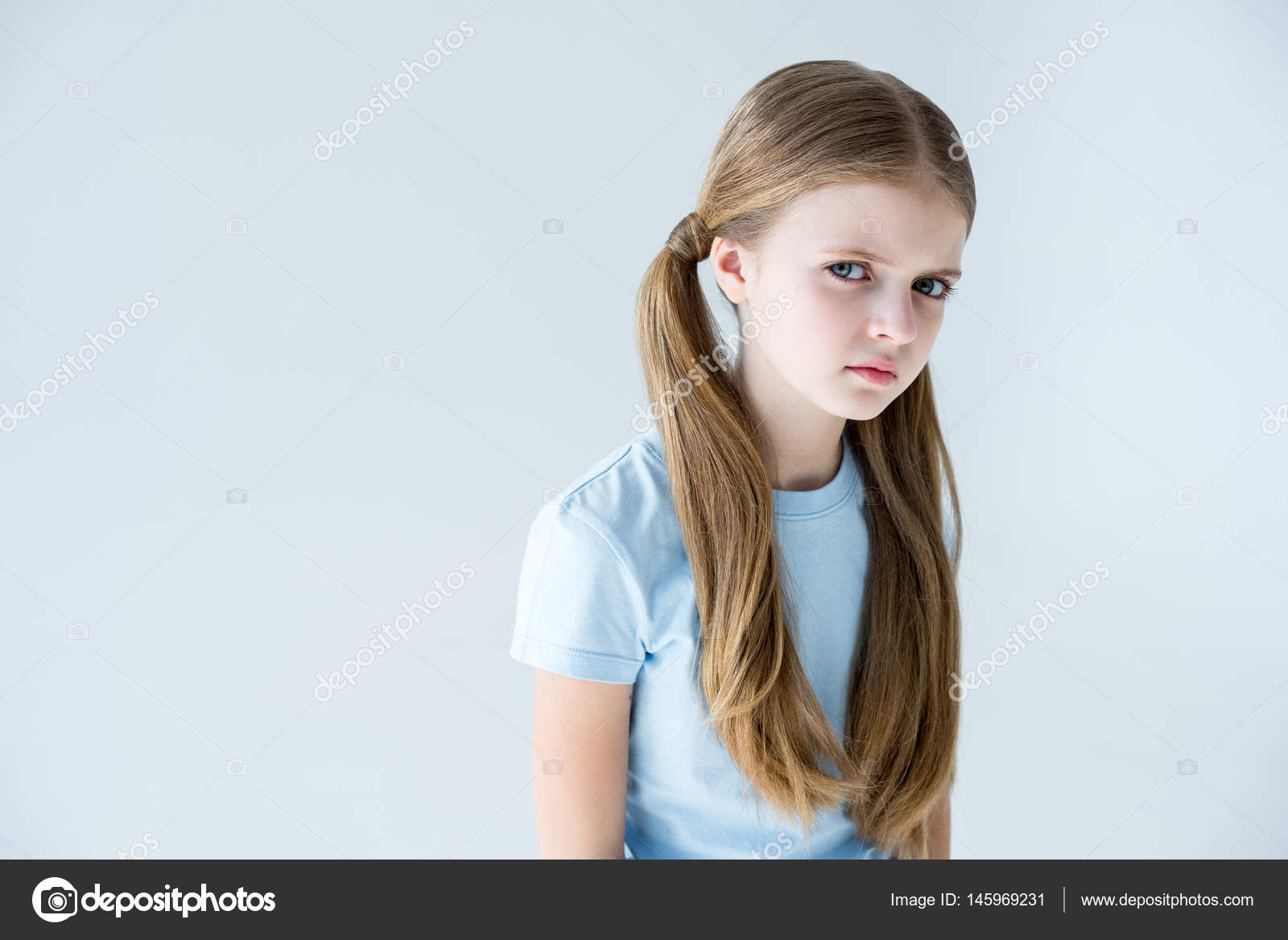 Puto Duro Con Una Linda Adolescente Rubia Con Trenzas Babbysitter