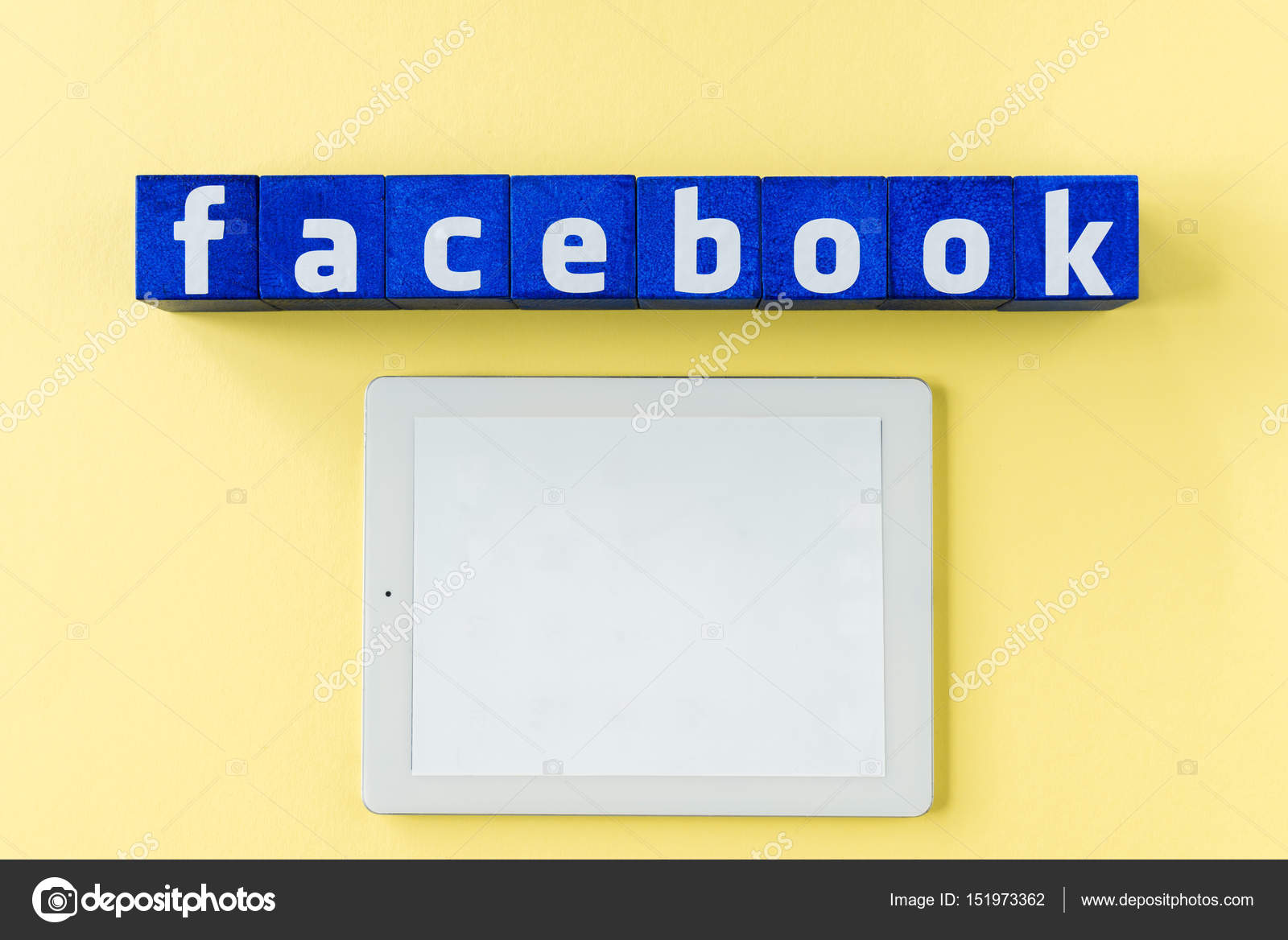 Facebook logo made from blue cubes — Stock Editorial Photo ...