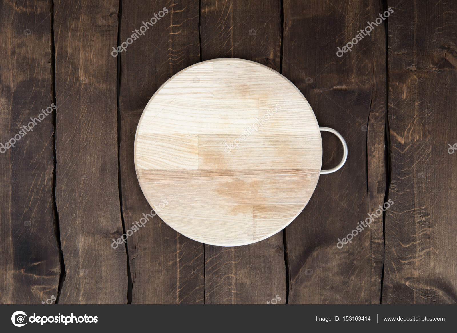 Circular chopping board Stock Photo by ©IgorTishenko 153163414