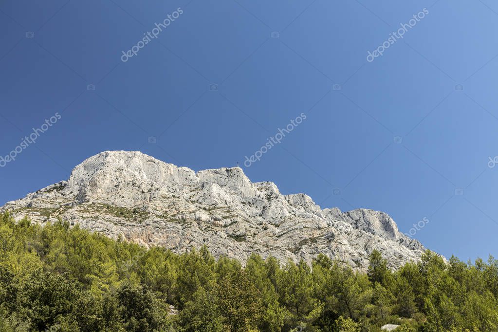 monte sainte-victoire en la provence, la montaña de Cezanne 2022