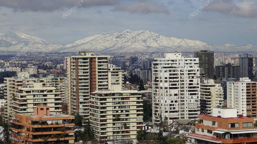 Vista a rea despu s de nieve en una colina en Santiago Chile 2024