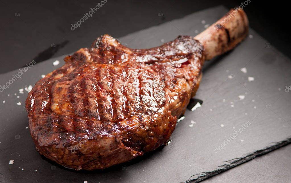 Tomahawk Steak