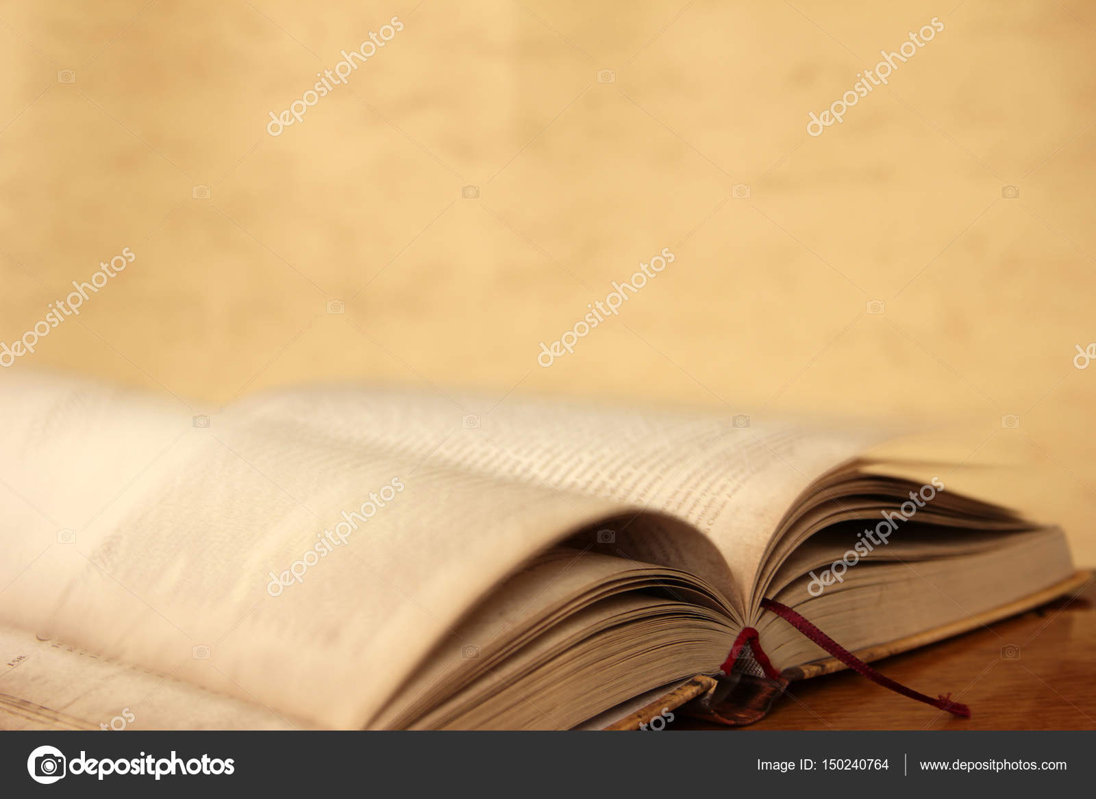 Moving book pages close-up — Stock Photo © reflex_safak #150240764