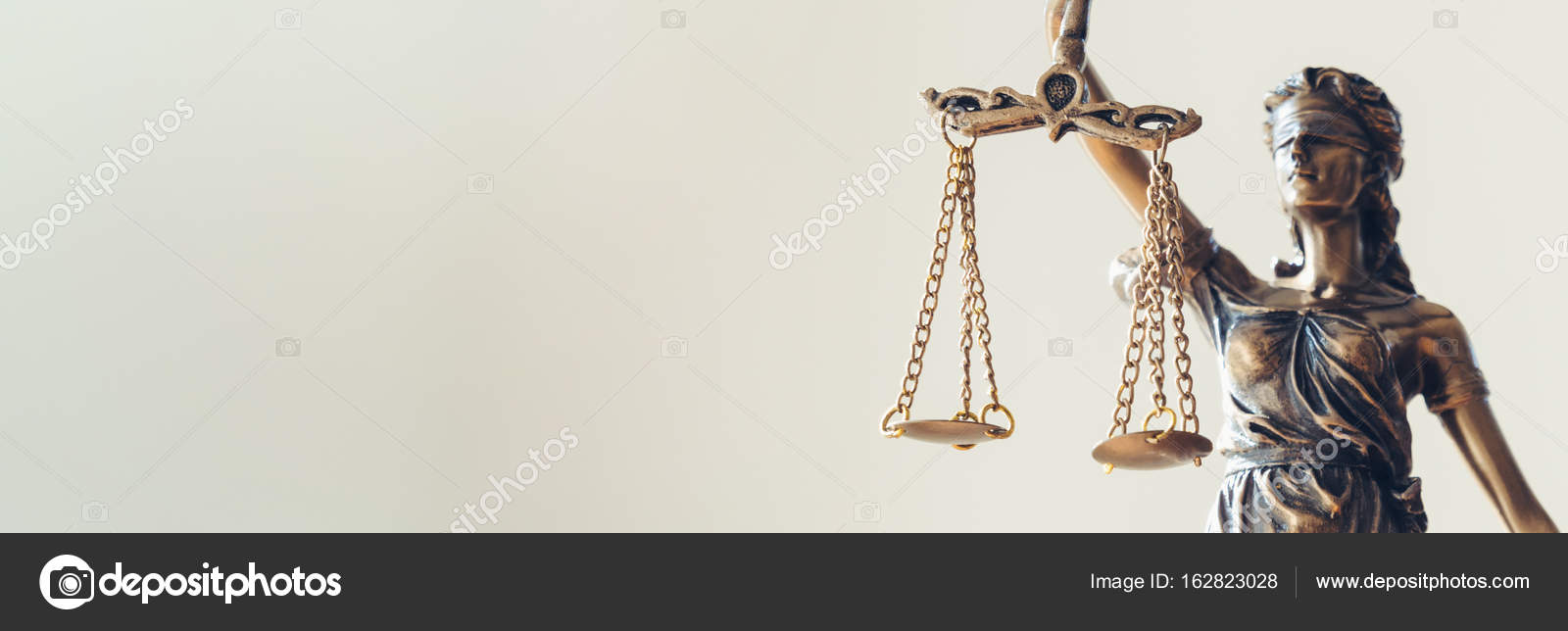 Estatua de Lady Justice — Foto de stock #162823028 © aa-w