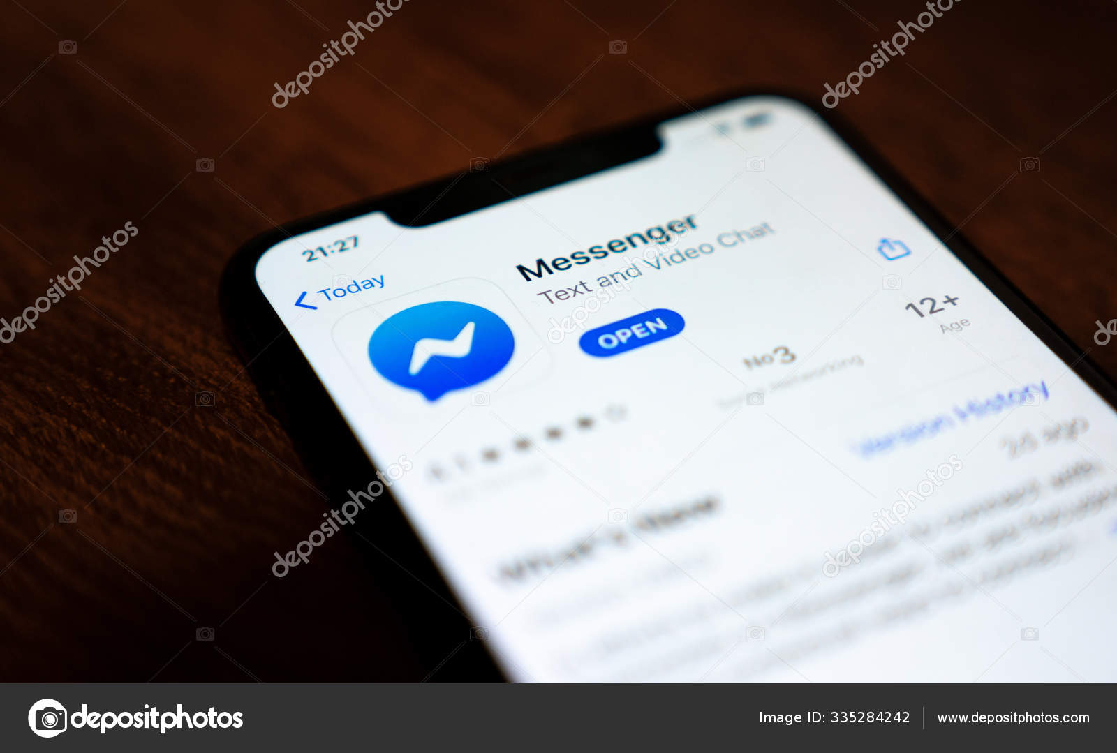 Apple iPhone Xs with Facebook messenger app from app store. — Stock ...