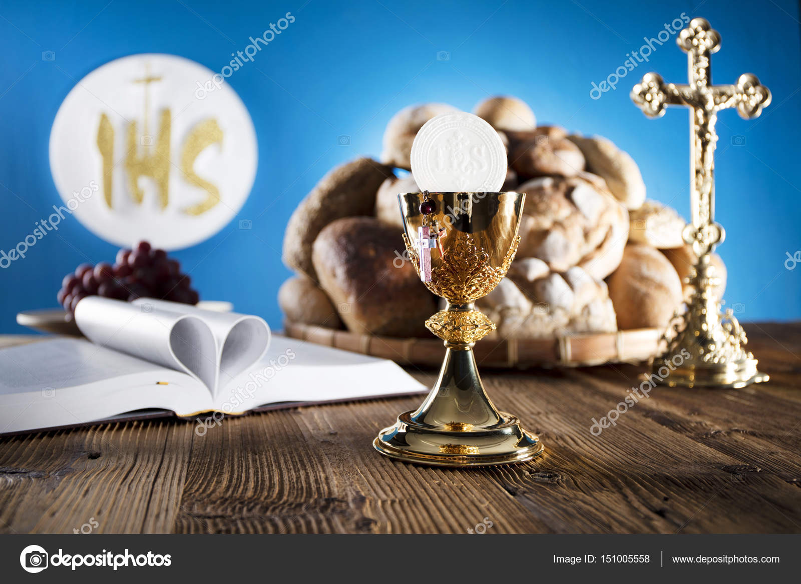First Holy Communion. Stock Photo by ©zolnierek 151005558