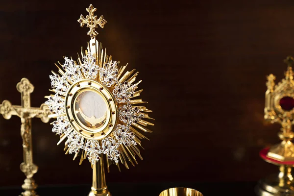 Konsep Agama Katolik Komposisi Simbol Katolik Monstrance Yellow Bokeh ...