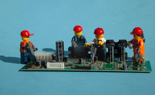 Lego men Stock Photos, Royalty Free Lego men Images | Depositphotos