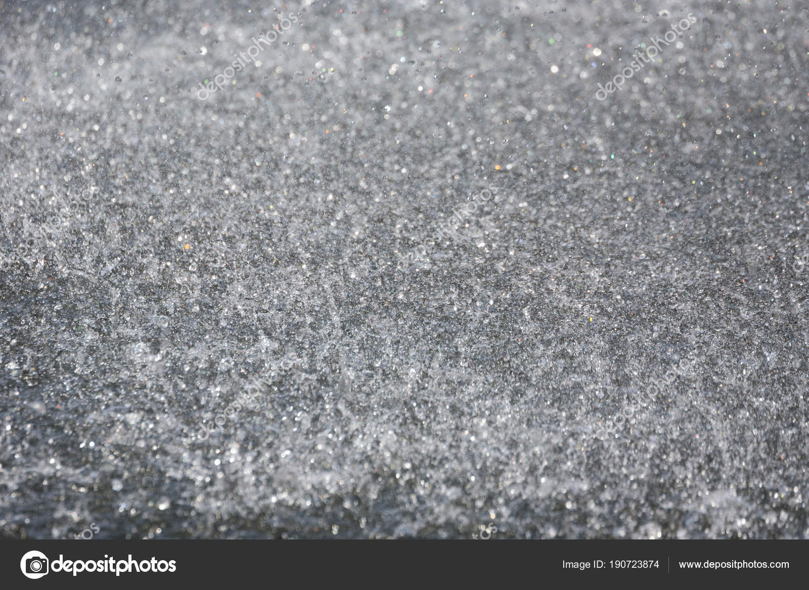 Water splash pattern Stock Photo by ©Devon 190723874