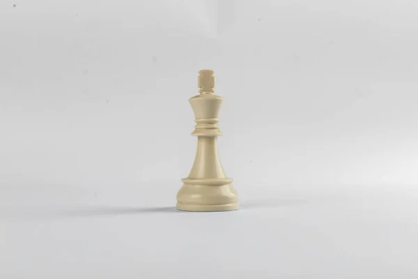 Figura rey blanco y negro aislada sobre fondo blanco: fotografía de ...