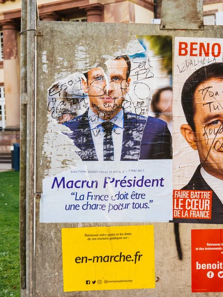 Carteles Oficiales De Campaña De Emmanuel Macron — Foto Editorial De