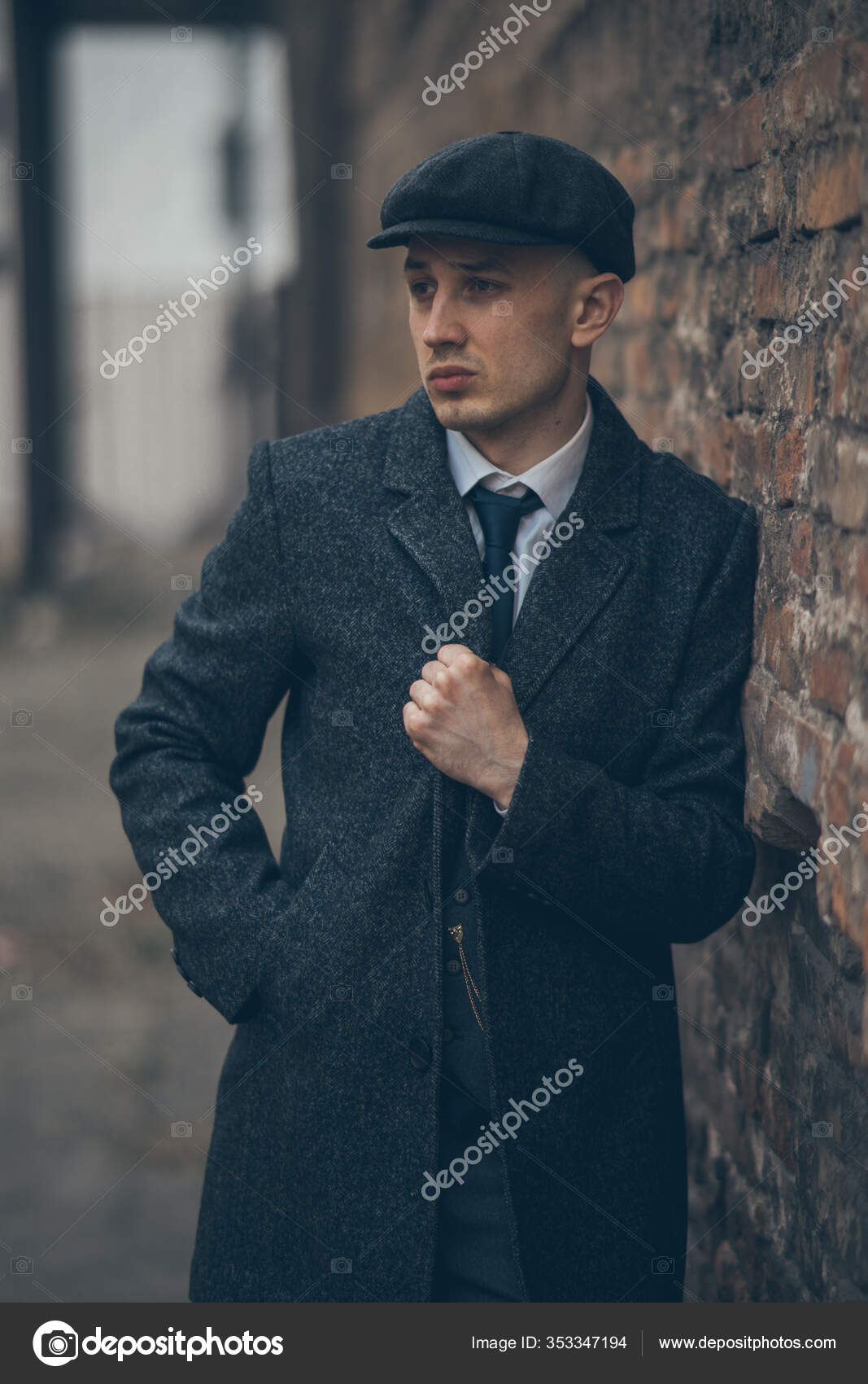 Man Posing Image English Retro Gangster 1920S Dressed Peaky Blinders ...